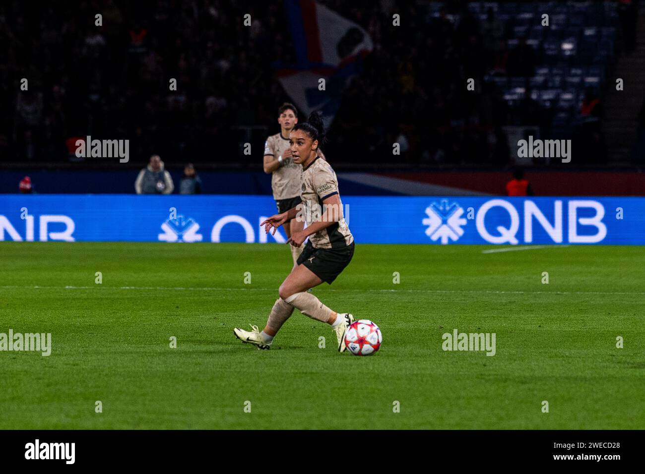 7 sakina karchaoui of psg hi-res stock photography and images - Alamy