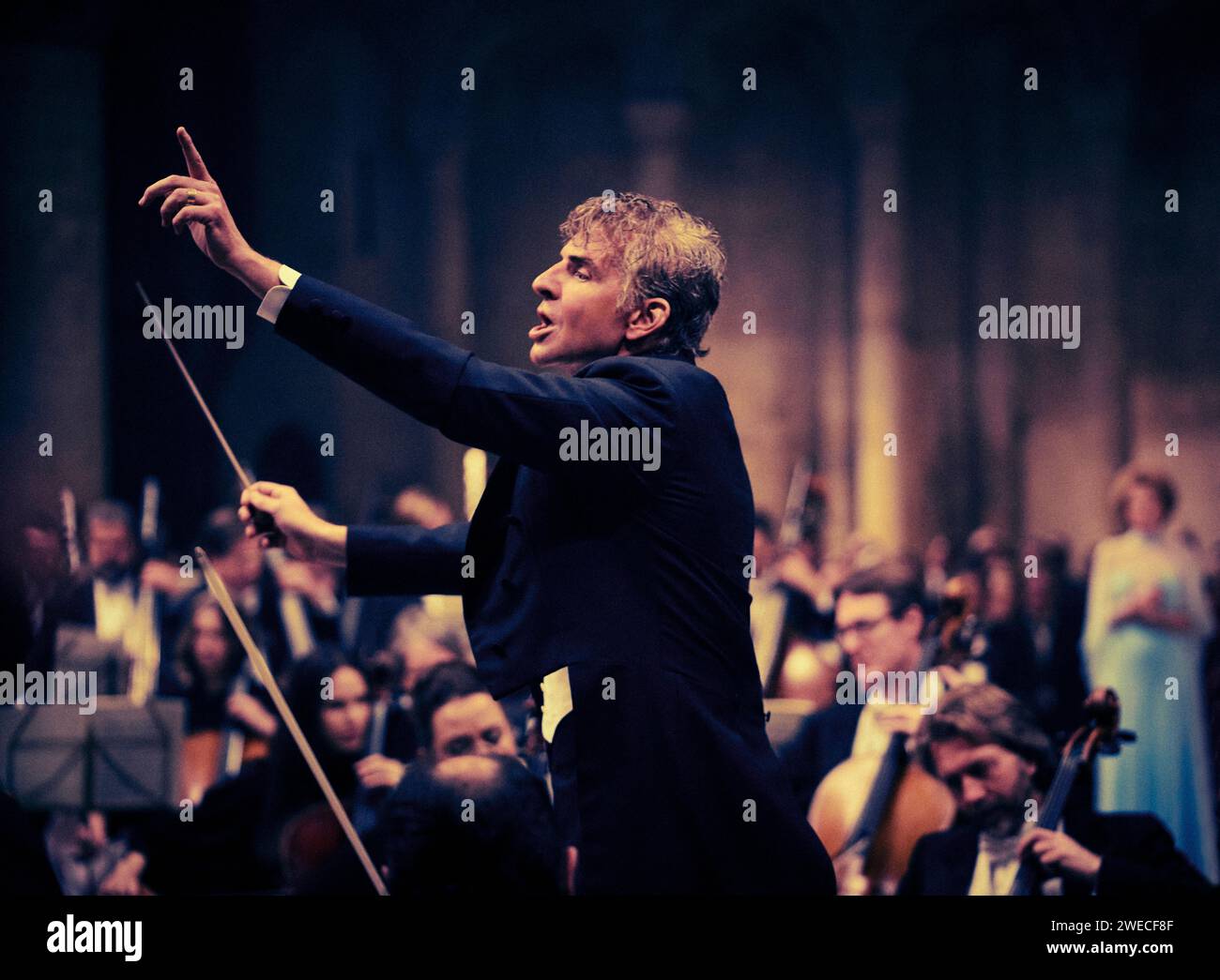 Maestro bradley cooper film hi-res stock photography and images - Alamy