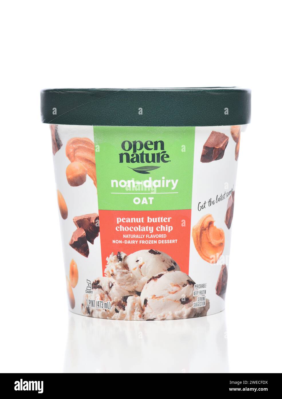 IRVINE, CALIFORNIA - 20 JAN 2024: A carton of Open Nature Non-dairy Oat ...