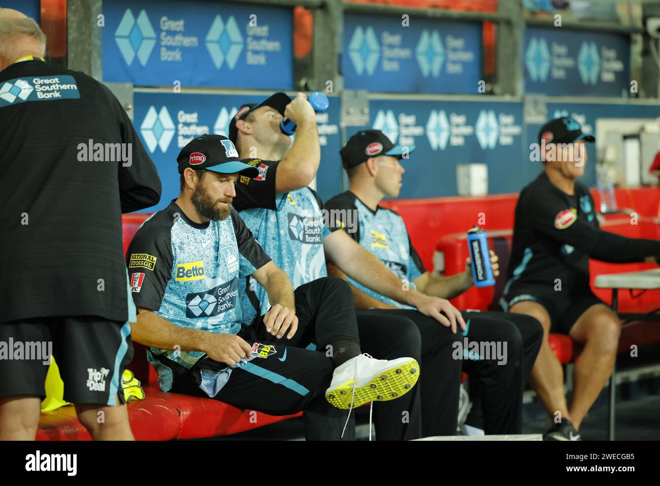 Brisbane heat v adelaide strikers hi-res stock photography and images - Alamy