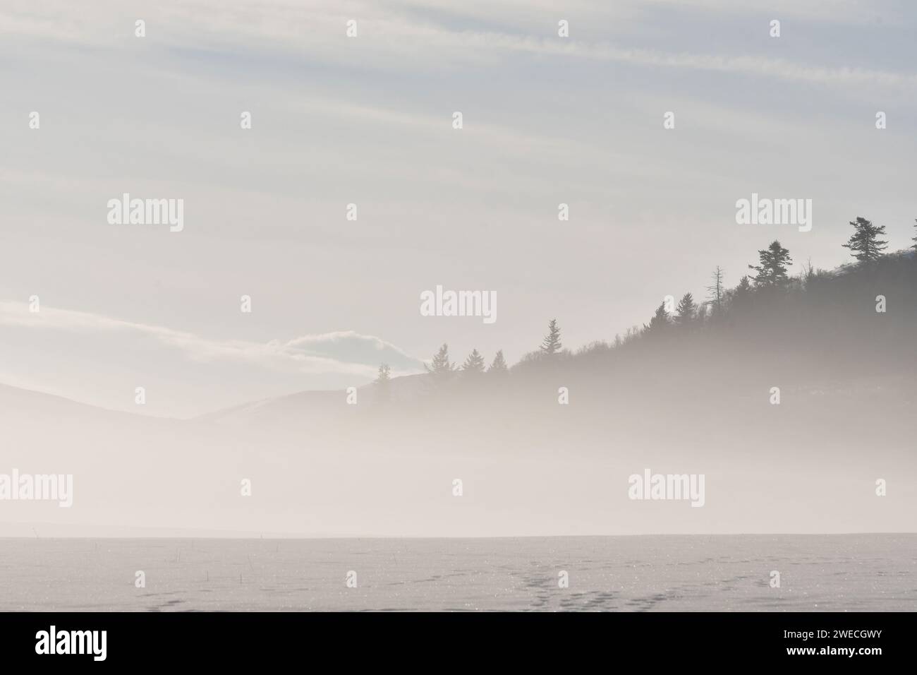 Snow mist hi-res stock photography and images - Alamy
