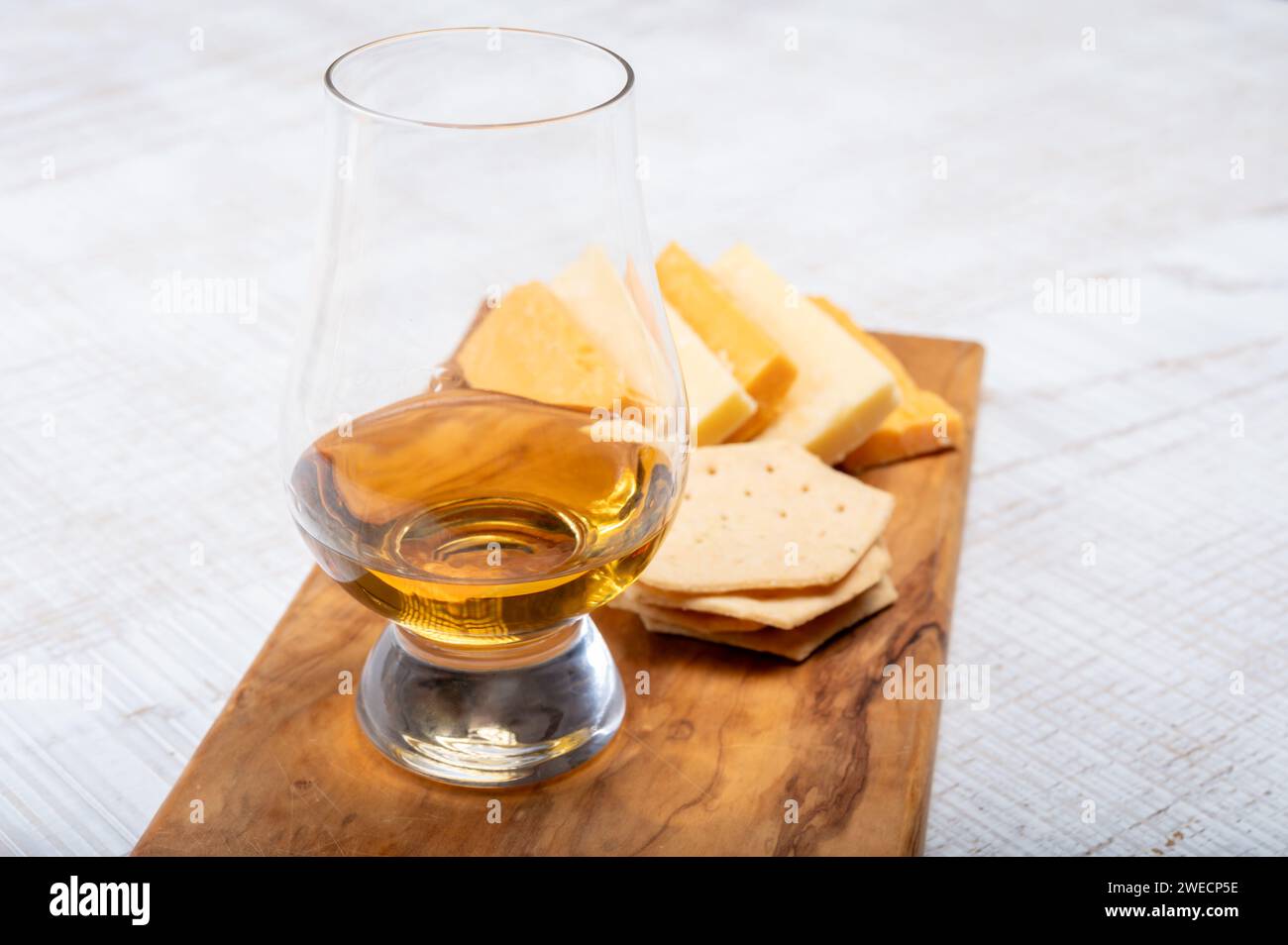 Scotch whiskey and cheese pairing, British cheeses collection, Scottish ...