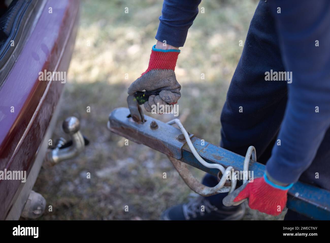 Only tow hands hi-res stock photography and images - Alamy