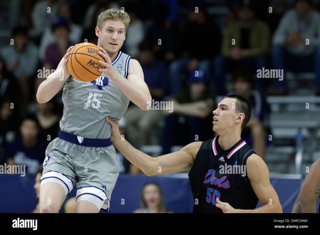 Rice forward Max Fiedler (15) pulls down a rebound in front of Florida ...