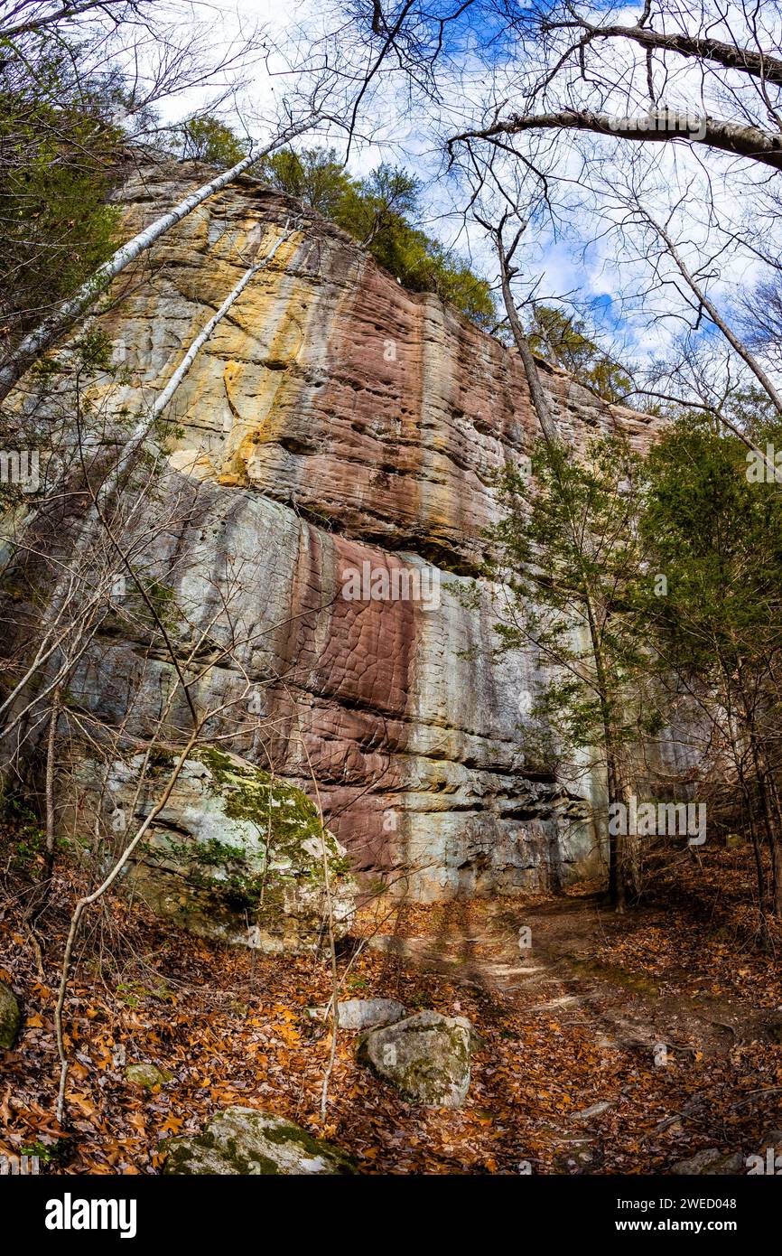 Scenic rocks erosion formation on Twin Arches trail in Big South Fork ...