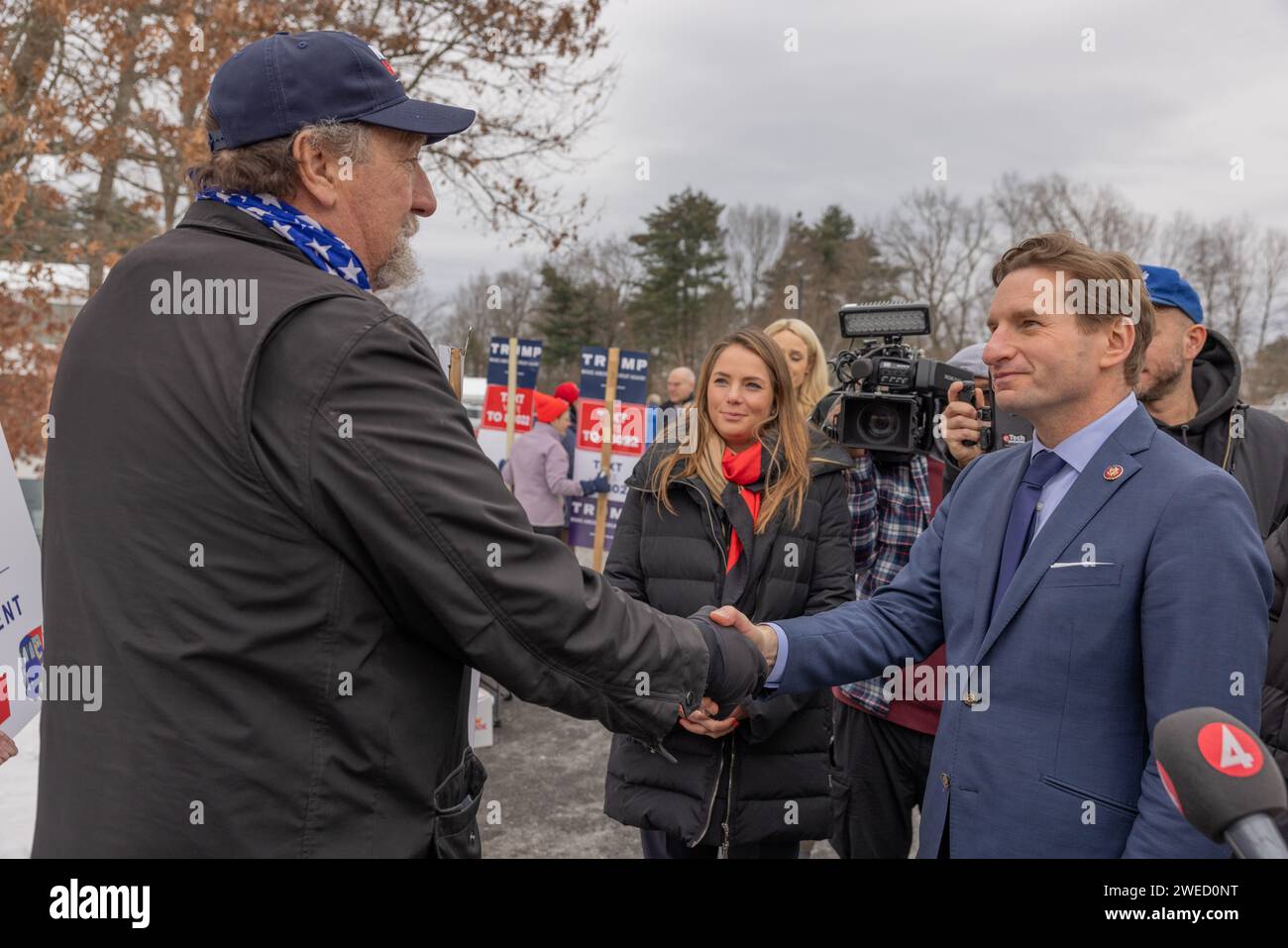 2024 presidential campaign hi-res stock photography and images - Alamy
