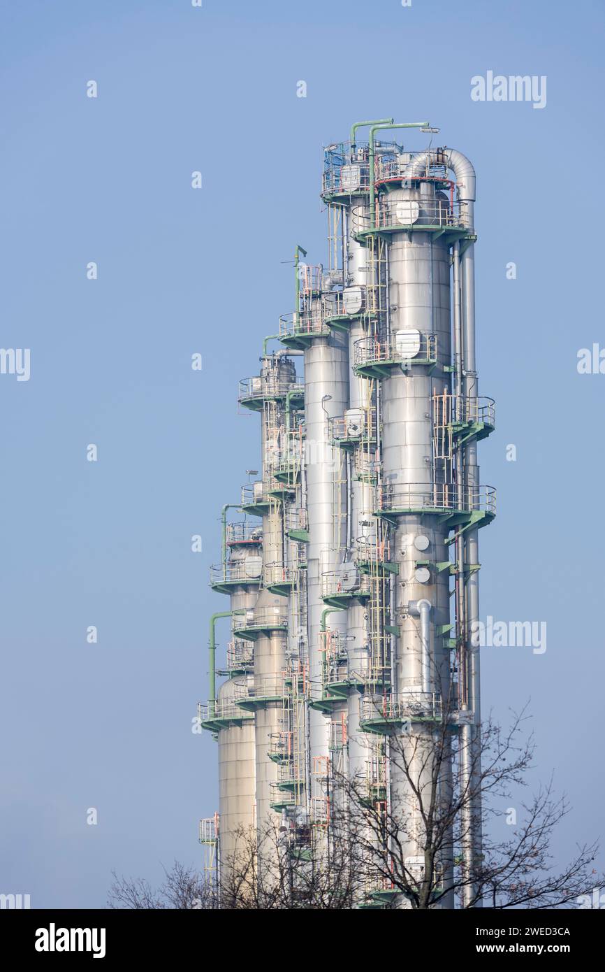 BASF, Refinery plant, Chemical manufacturer, Towers, Mannheim, Baden ...