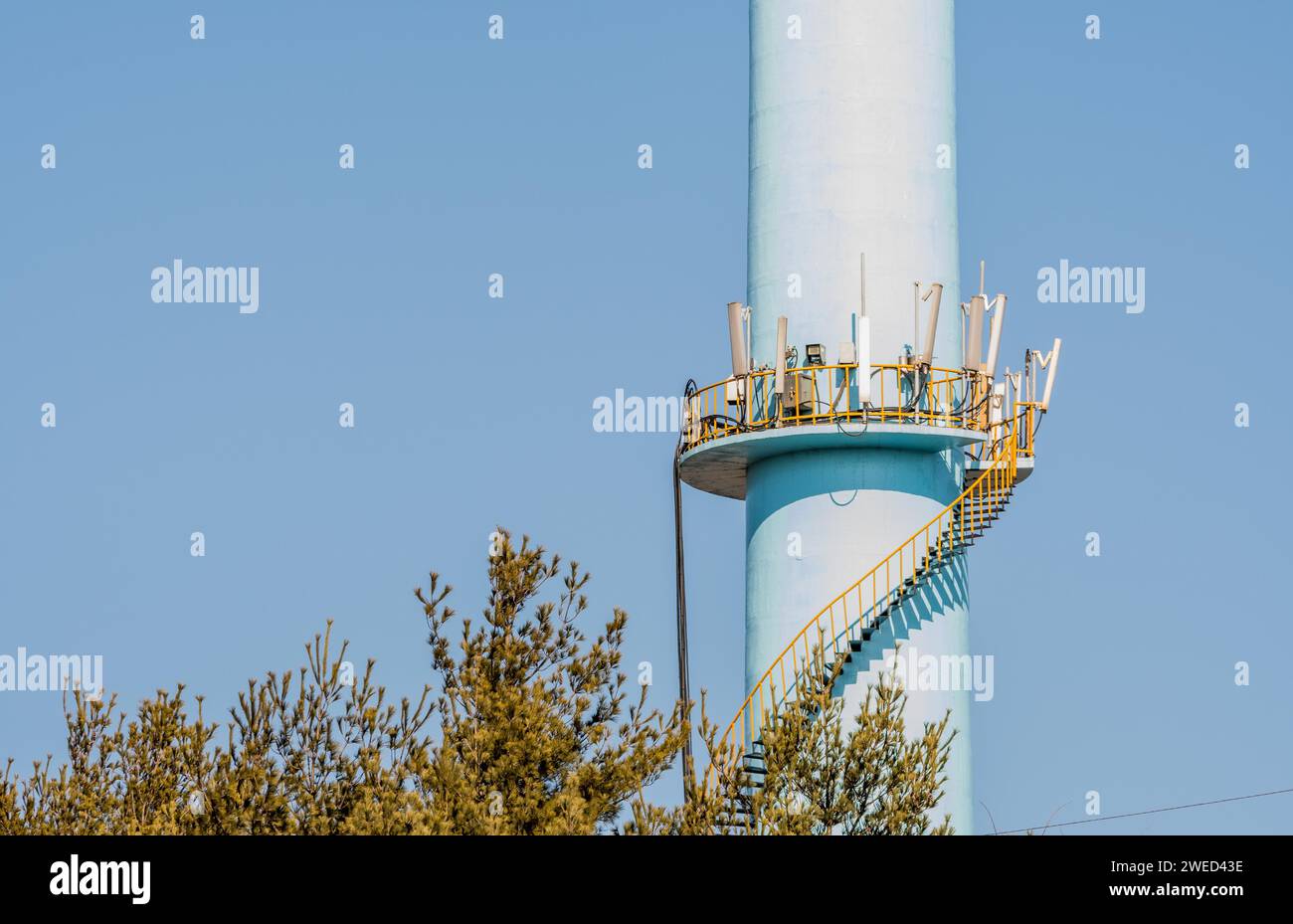 Concrete spiral staircase hi-res stock photography and images - Alamy