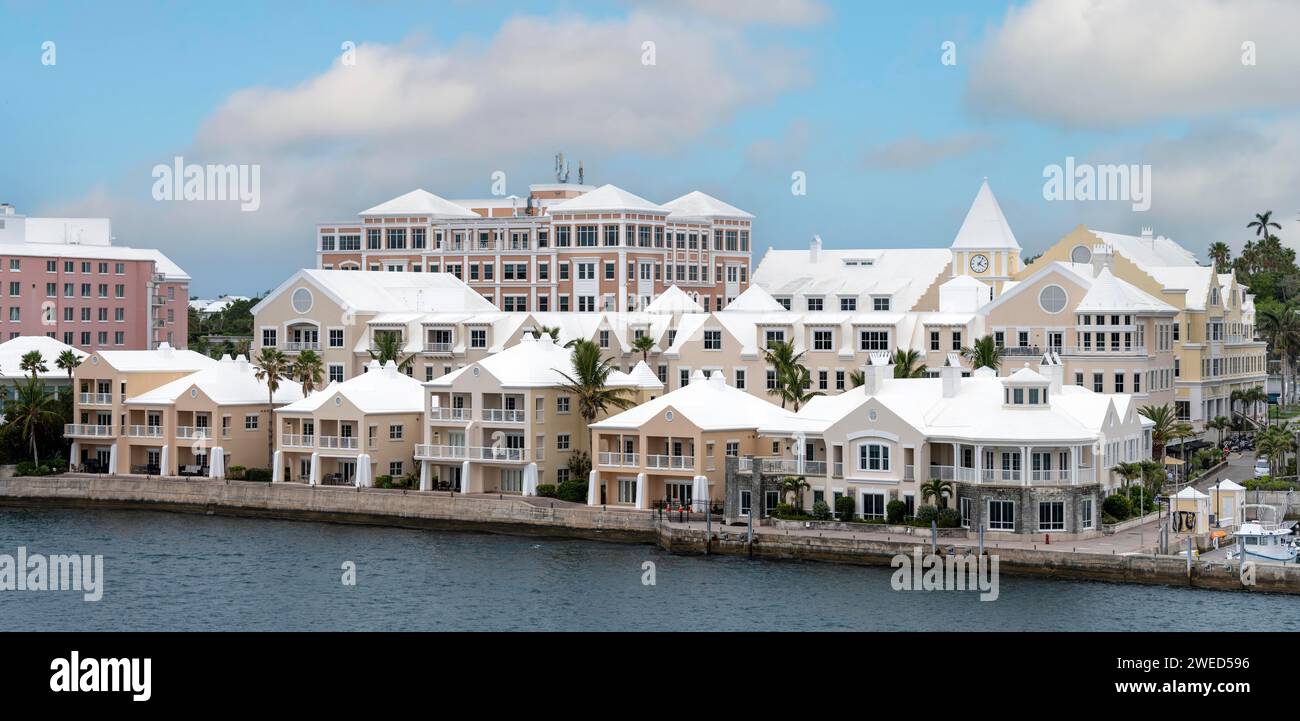 Living in Hamilton Bermuda Stock Photo - Alamy