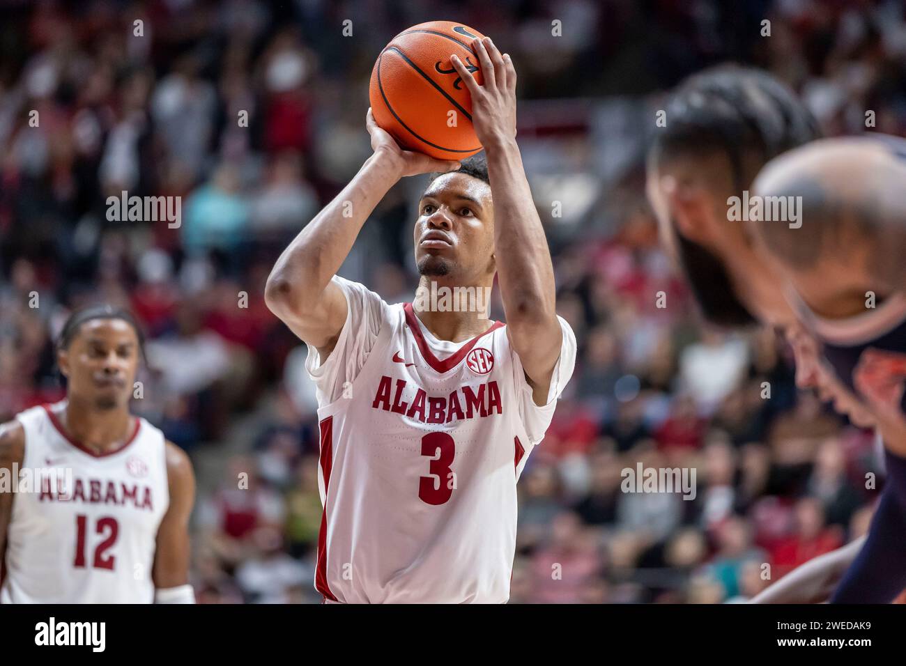 Alabama guard Rylan Griffen (3) shoots a free throw against Auburn ...
