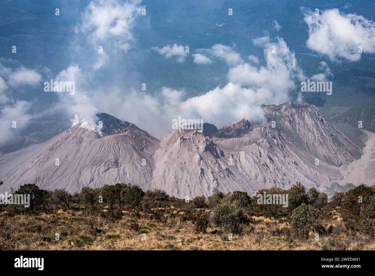 Santiaguito lava dome erupting off Santa Maria volcano, Quetzaltenango ...
