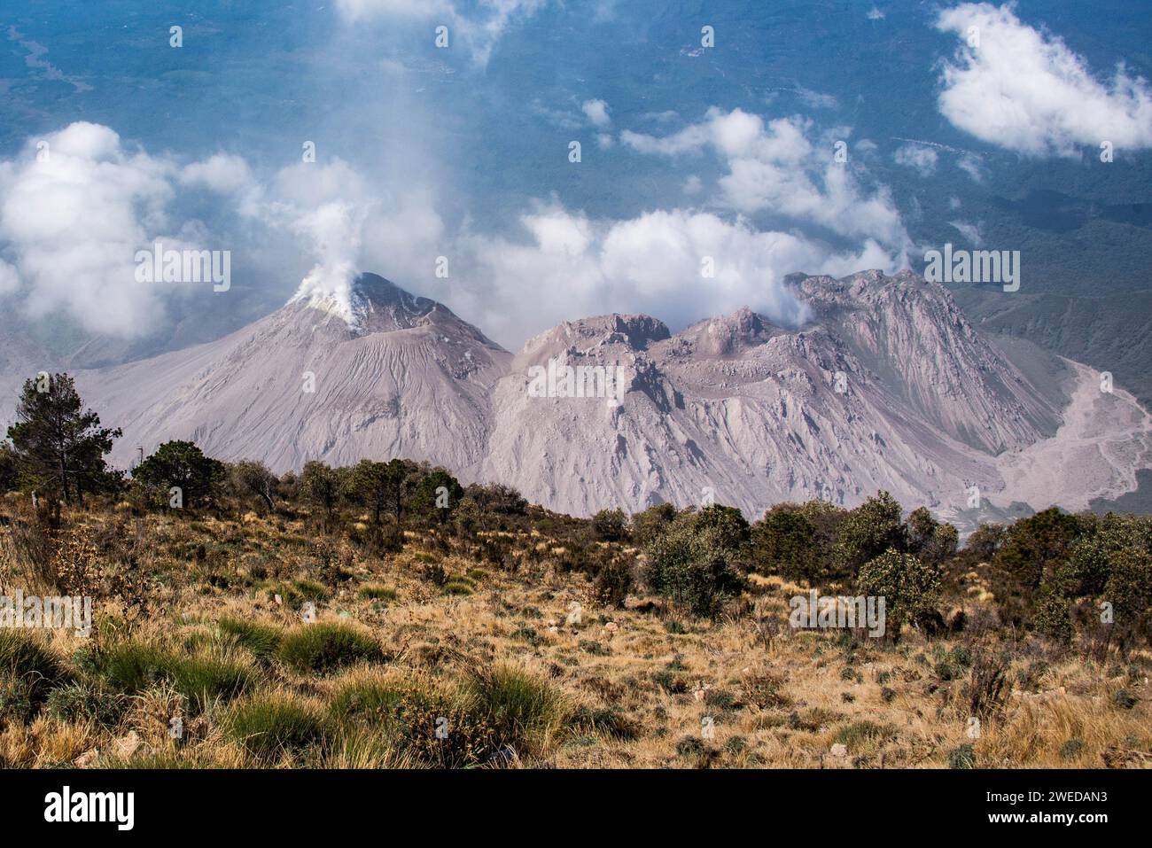 Santiaguito lava dome erupting off Santa Maria volcano, Quetzaltenango ...