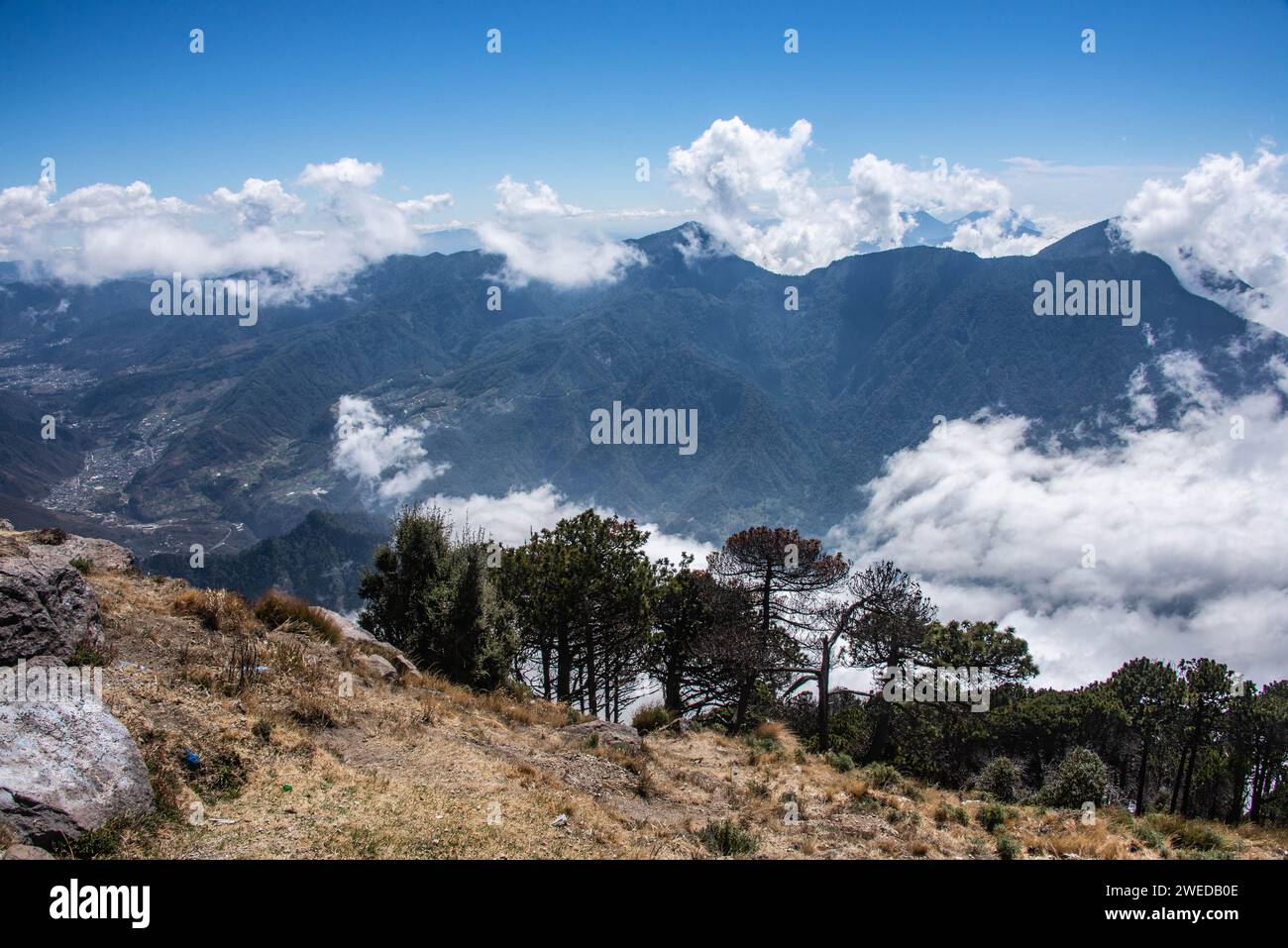 Cloudbank on on Santa Maria volcano, Quetzaltenango, Guatemala Stock ...