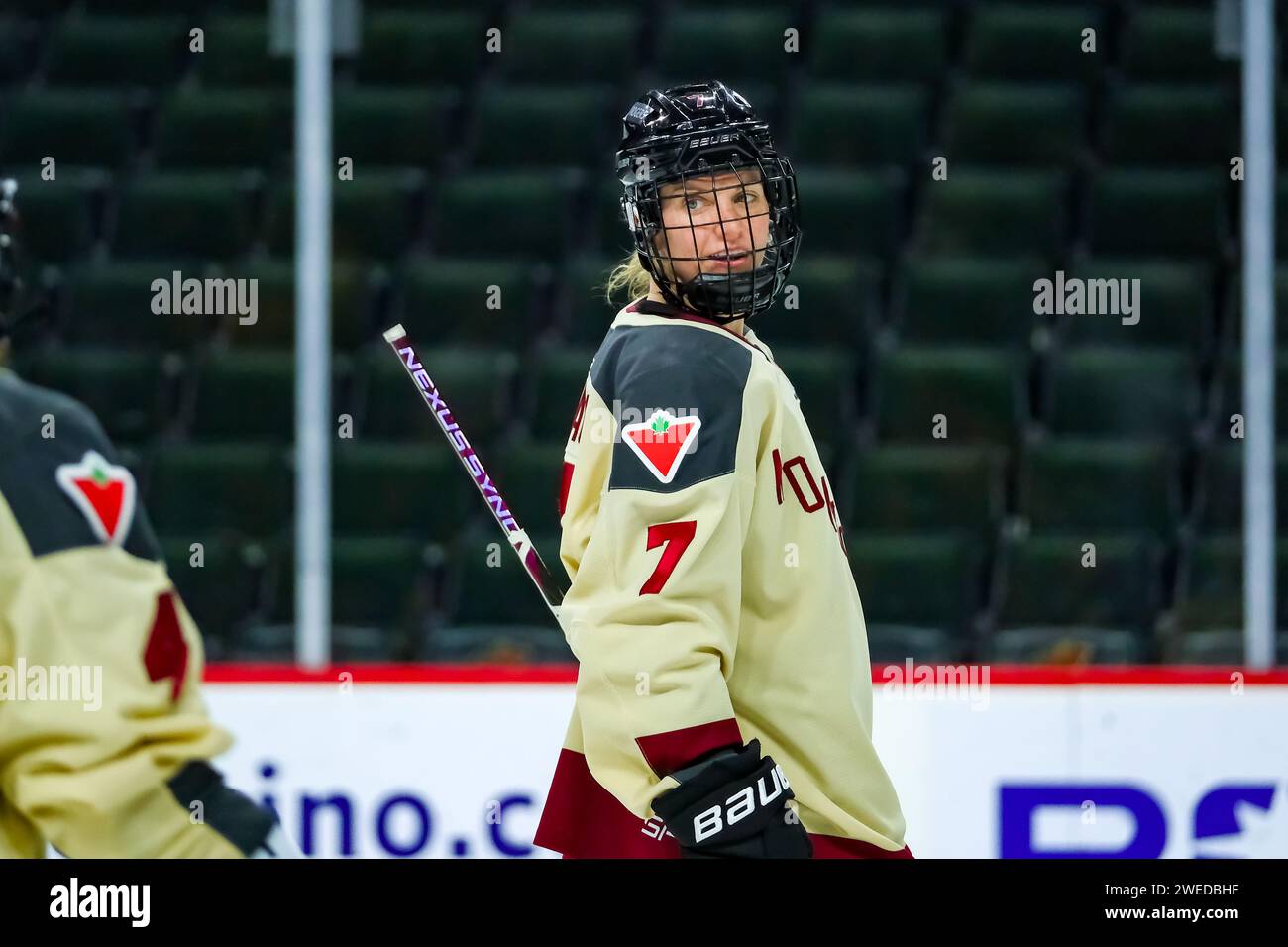 Minneapolis, Minnesota, USA. 24th Jan, 2024. Montreal Forward LAURA ...