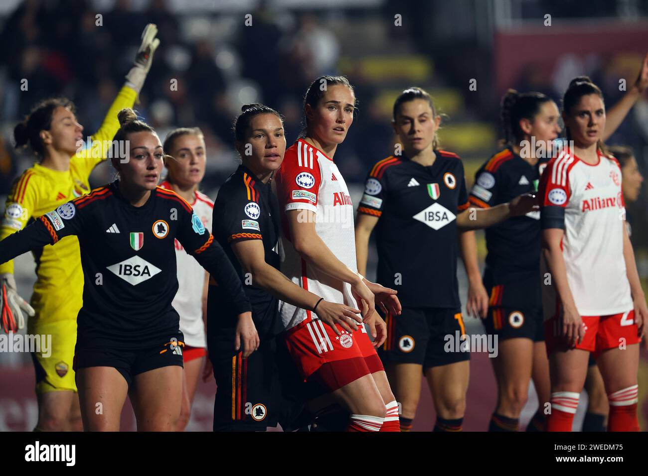 Maria luisa grohs fc bayern munchen hi-res stock photography and images ...