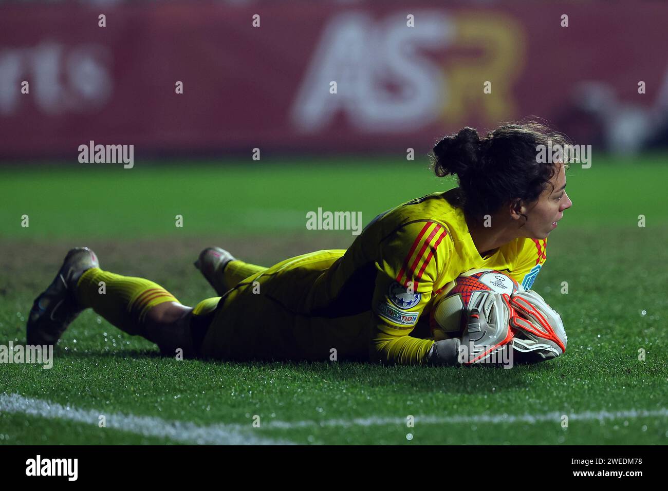 Maria luisa grohs fc bayern munchen hi-res stock photography and images ...