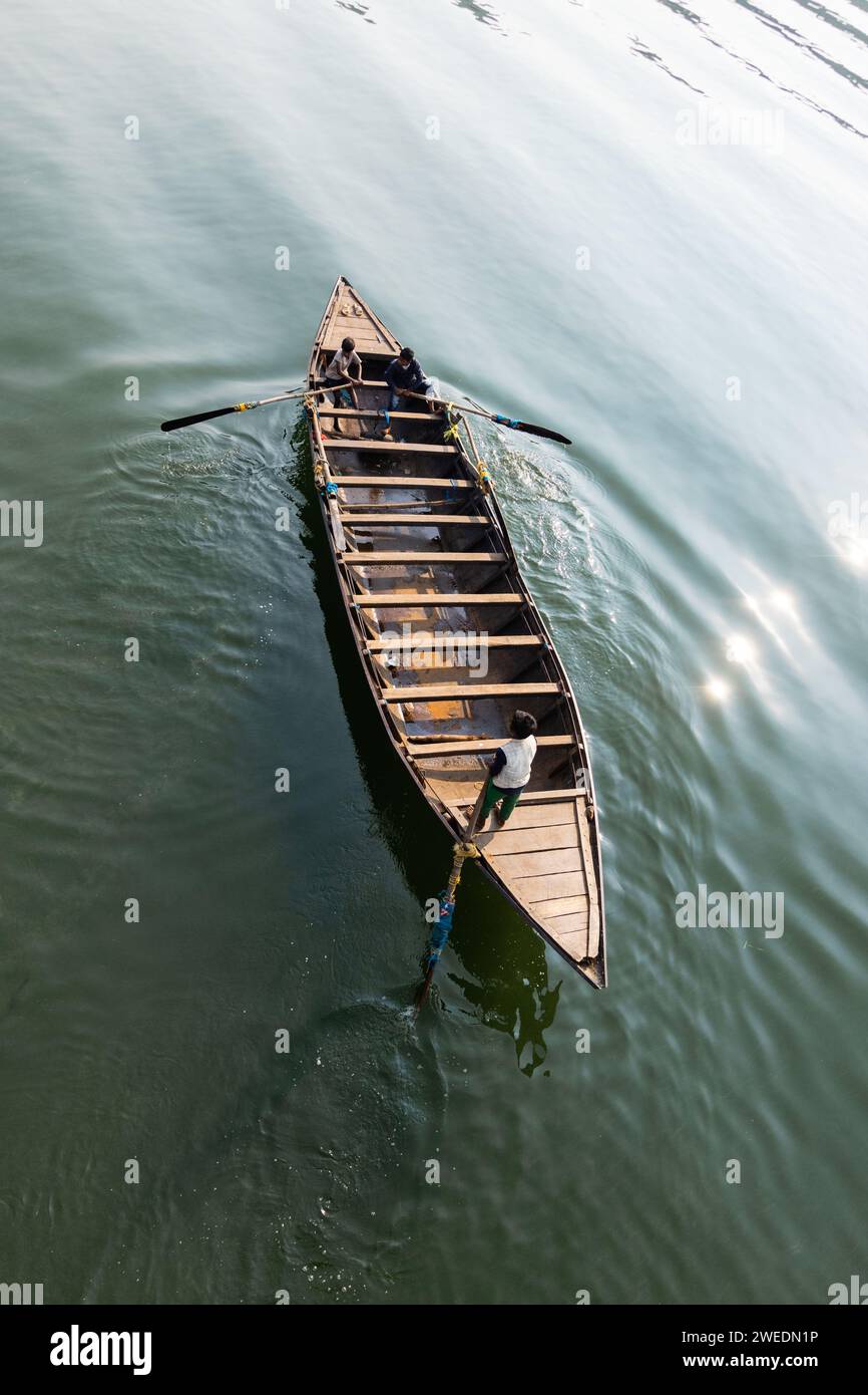 Indian children in a boat hi-res stock photography and images - Alamy