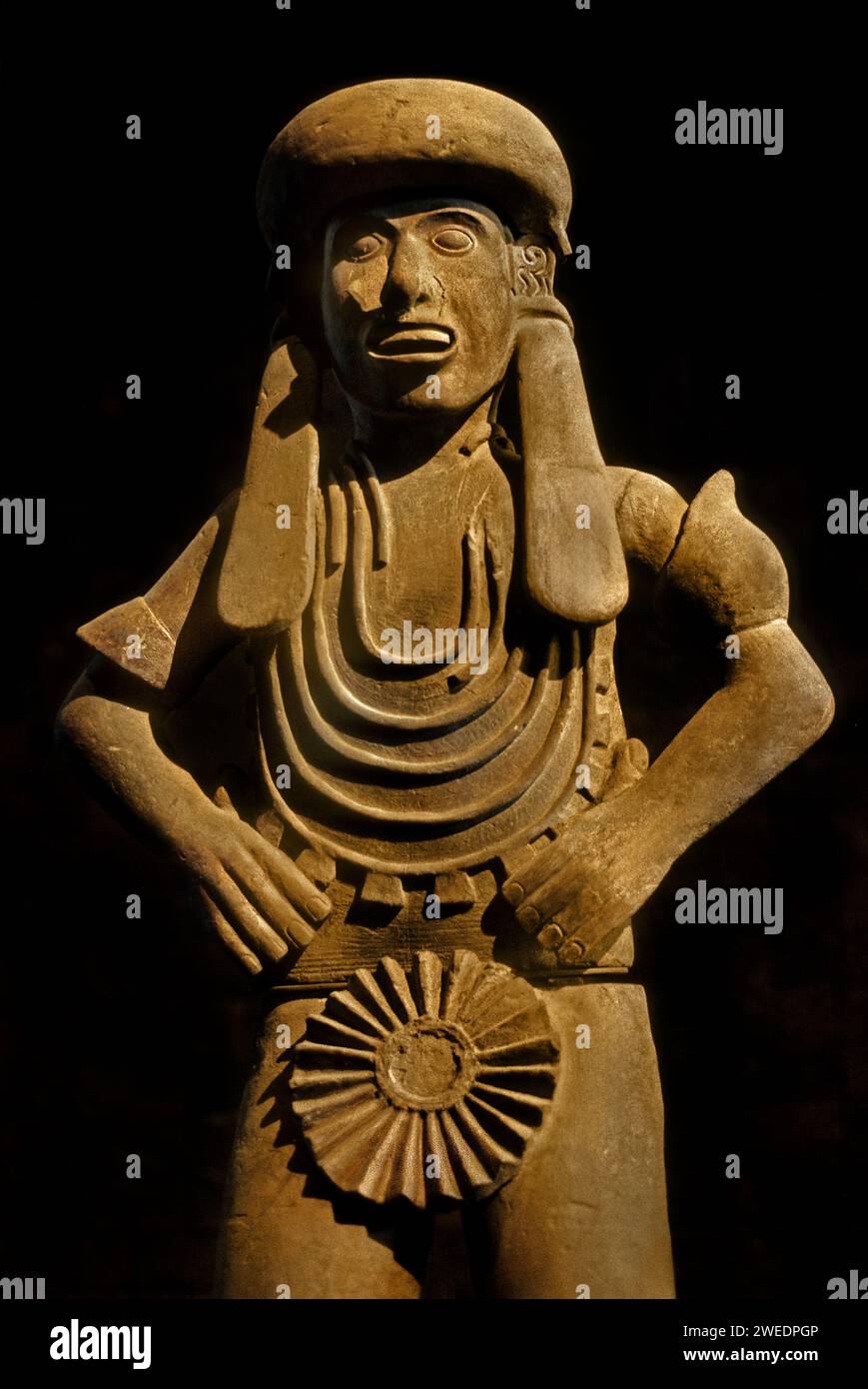 Aztec priest hi-res stock photography and images - Alamy