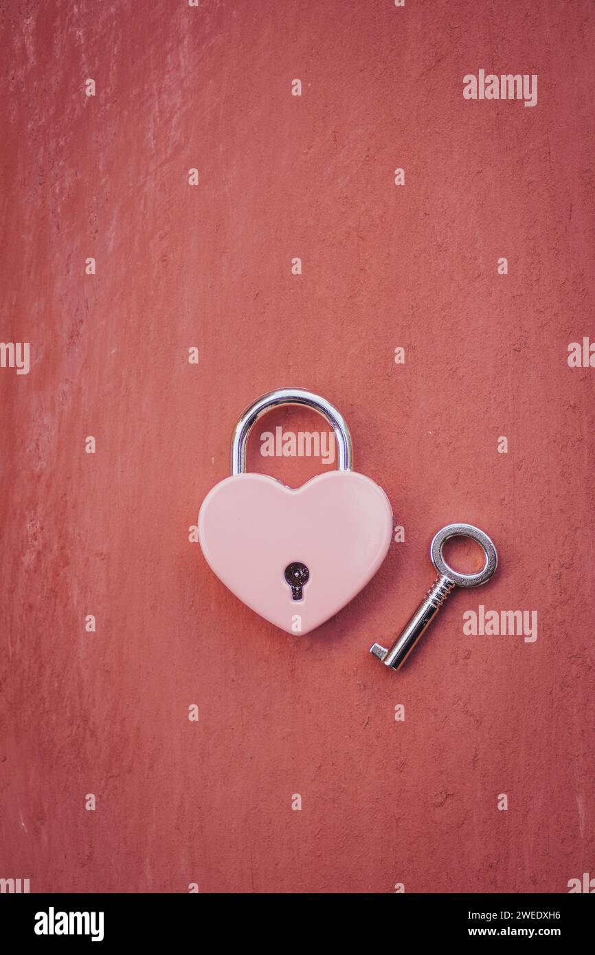 Heart shaped padlock with key Stock Photo - Alamy