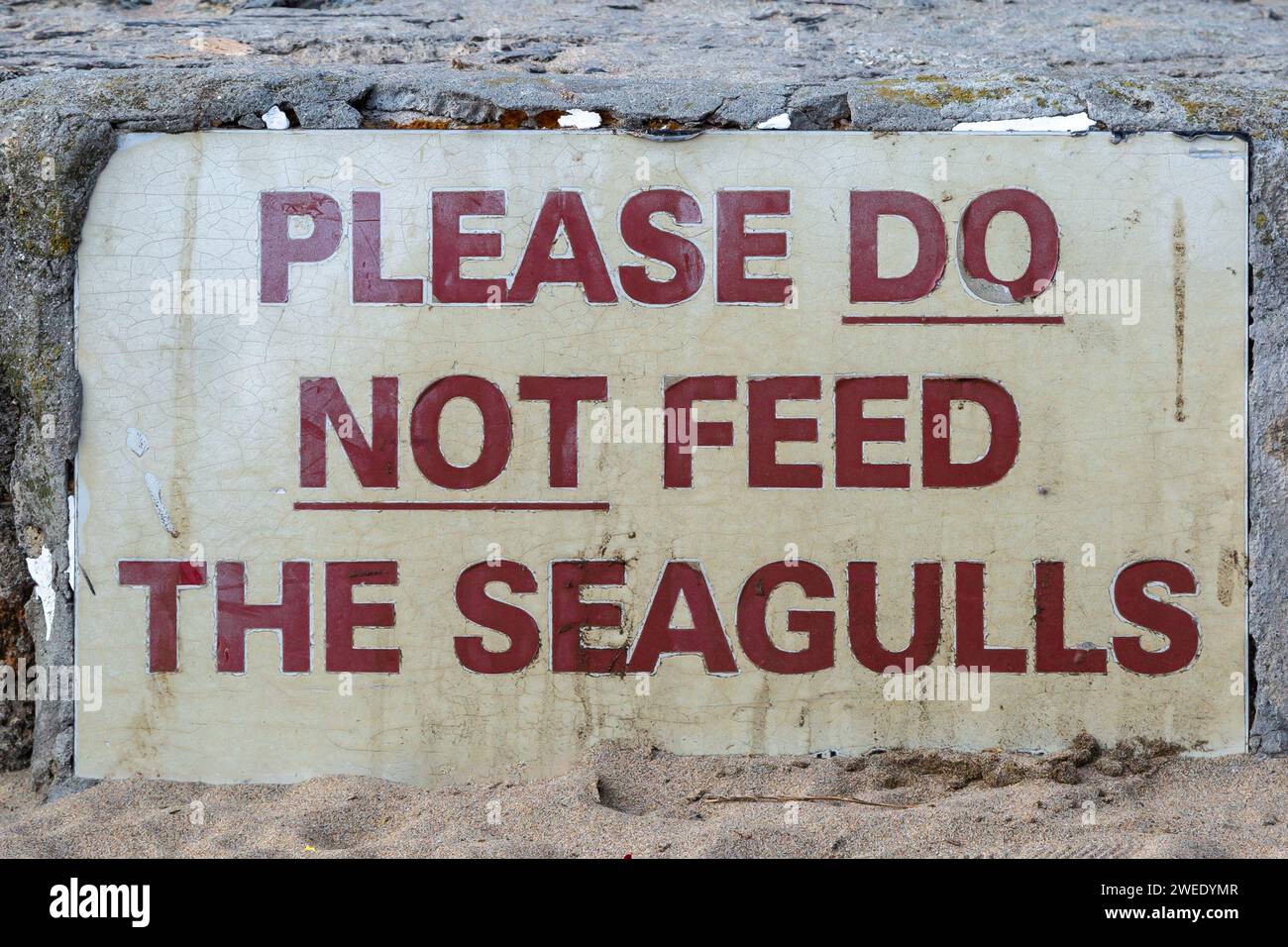 An instructional sign at the beach Stock Photo - Alamy