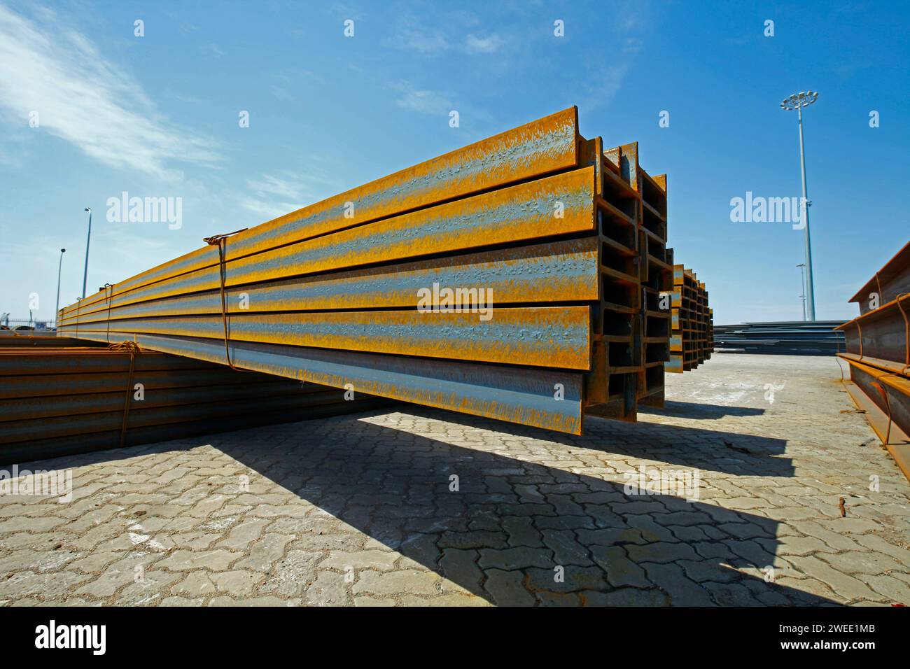 Steel channel bar hi-res stock photography and images - Alamy