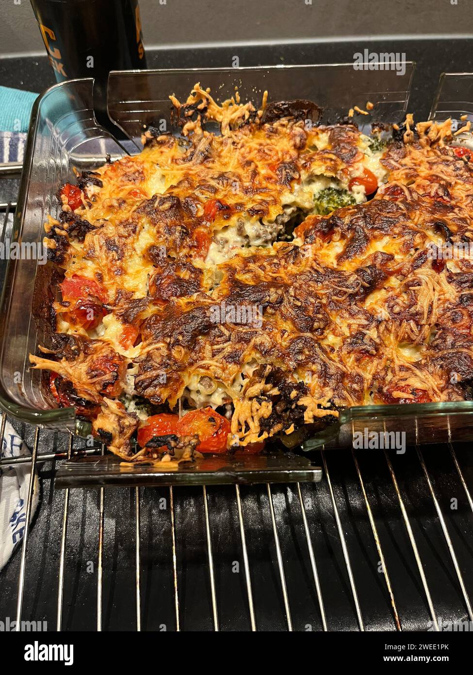 Overcooked turkey hi-res stock photography and images - Alamy