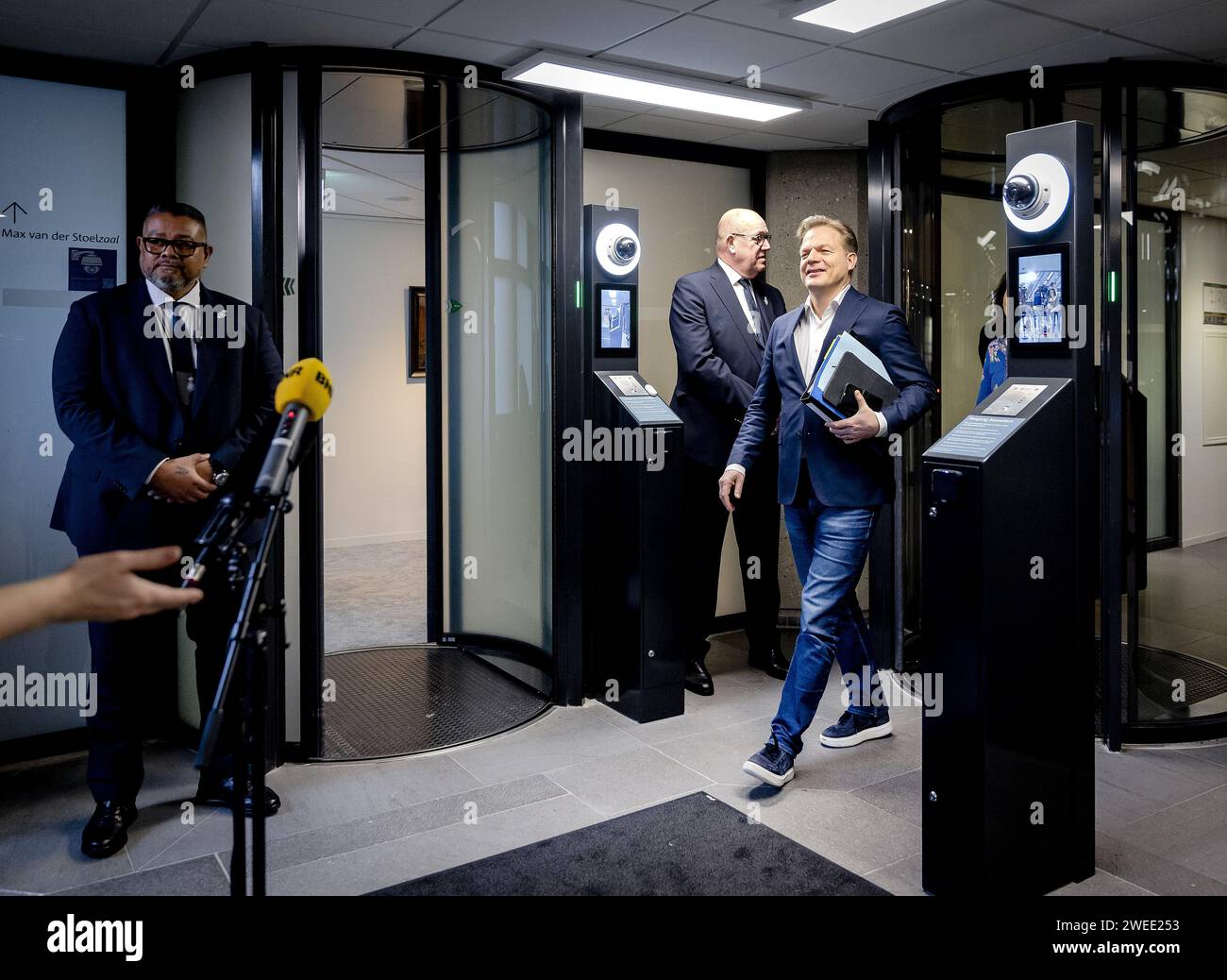 THE HAGUE - Pieter Omtzigt (NSC) arrives for a conversation with ...