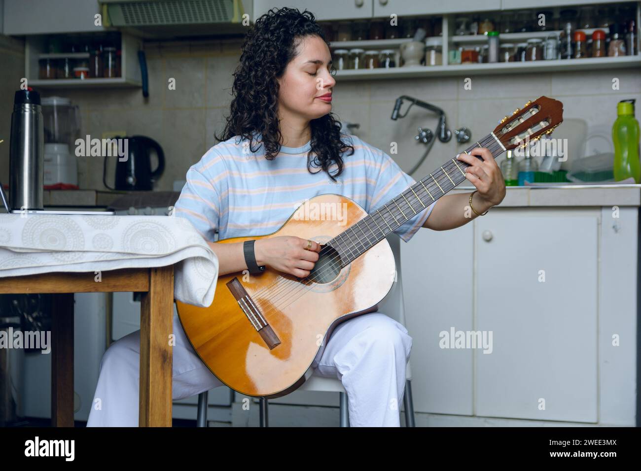 Venezuelan music hi-res stock photography and images - Alamy