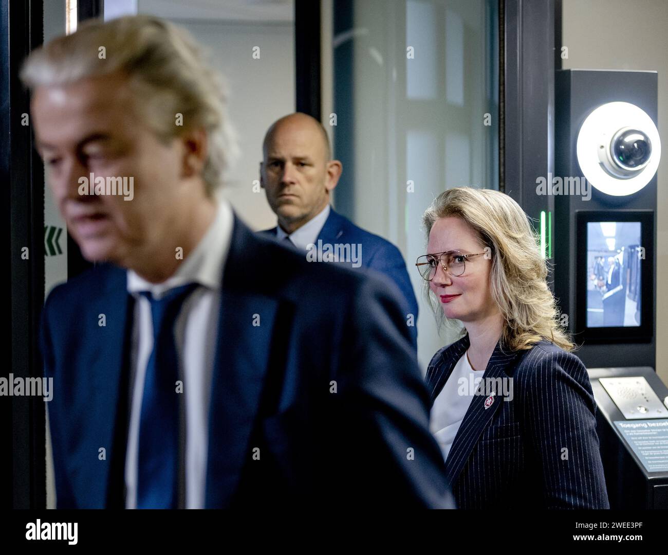THE HAGUE - Fleur Agema and Geert Wilders (PVV) arrive for a ...