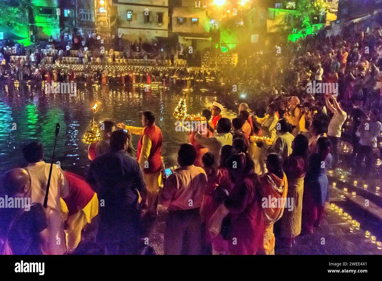 Dev tank hi-res stock photography and images - Alamy