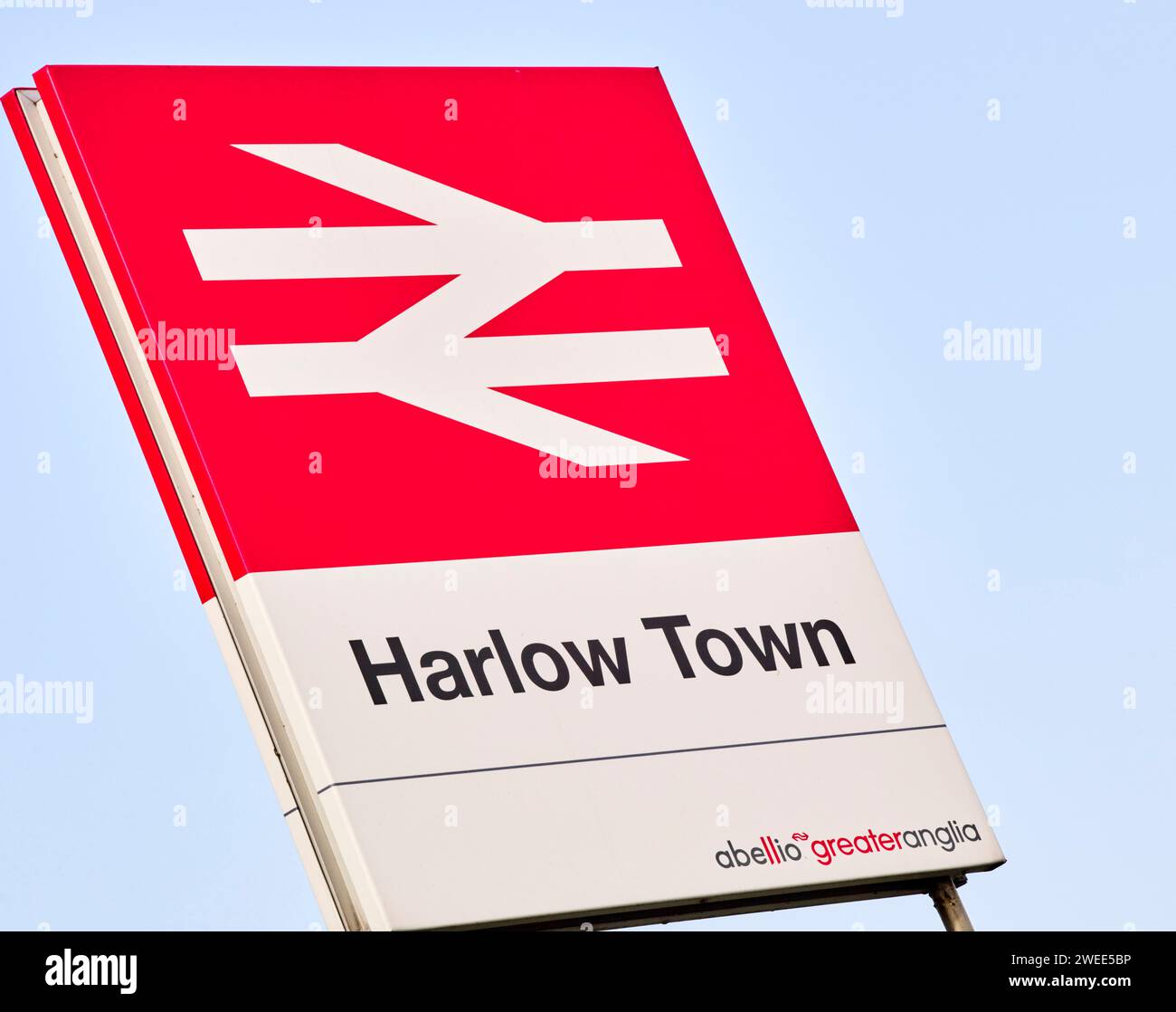 Harlow Town railway sign Stock Photo - Alamy