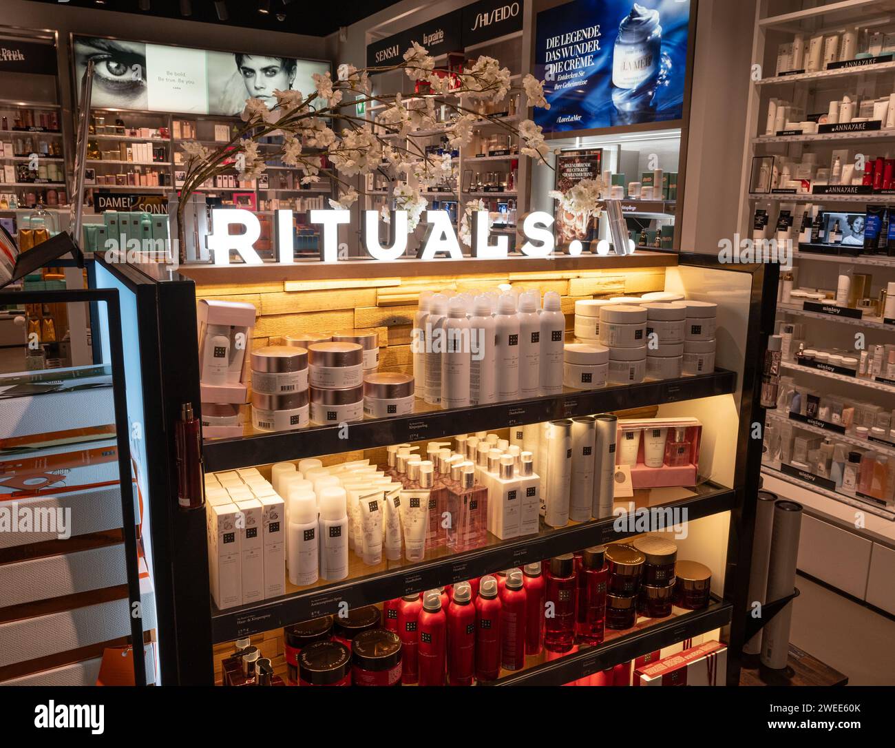 Rituals logo hi-res stock photography and images - Alamy
