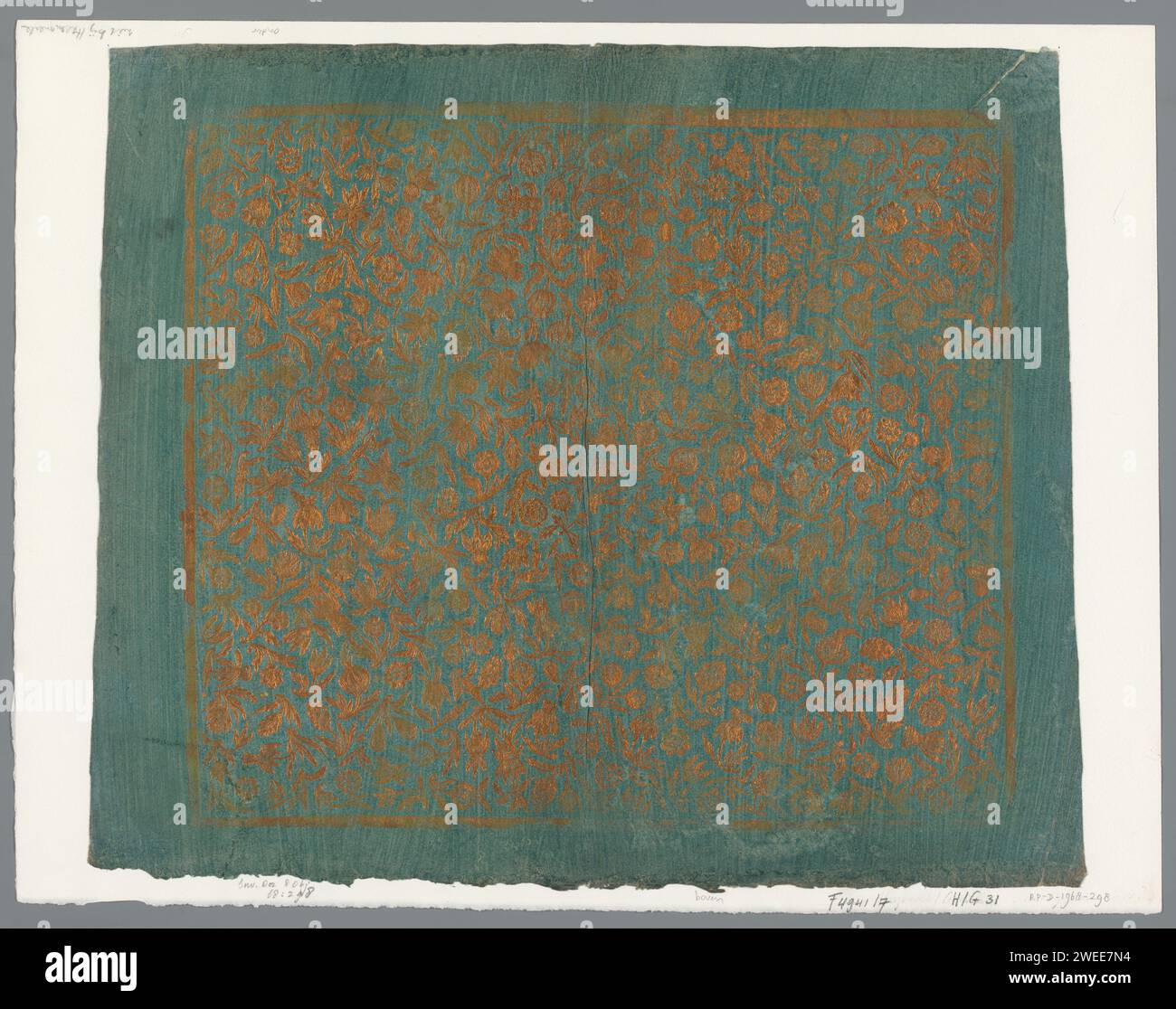 Evenly spread hi-res stock photography and images - Alamy