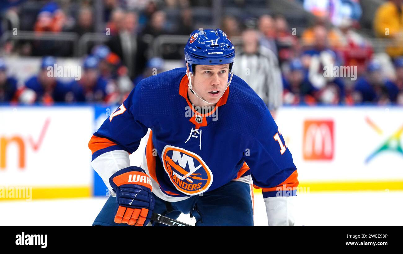New York Islanders' Matt Martin (17) during the second period of an NHL ...