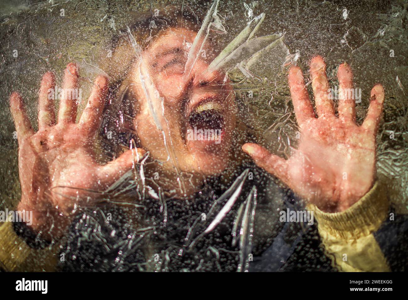 Man face close up drowning hi-res stock photography and images - Alamy
