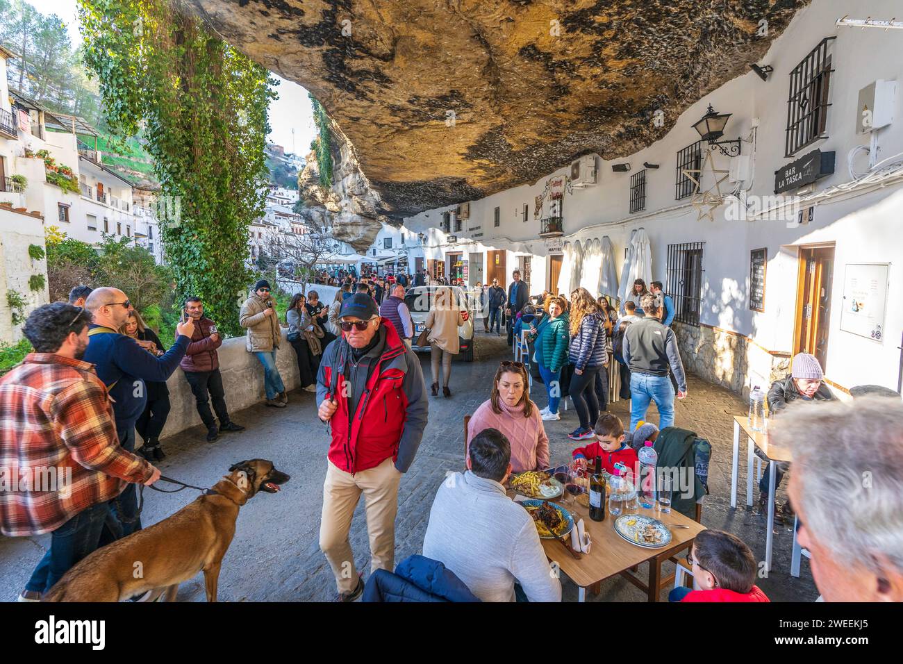 Setenil de las bodegas hi-res stock photography and images - Alamy
