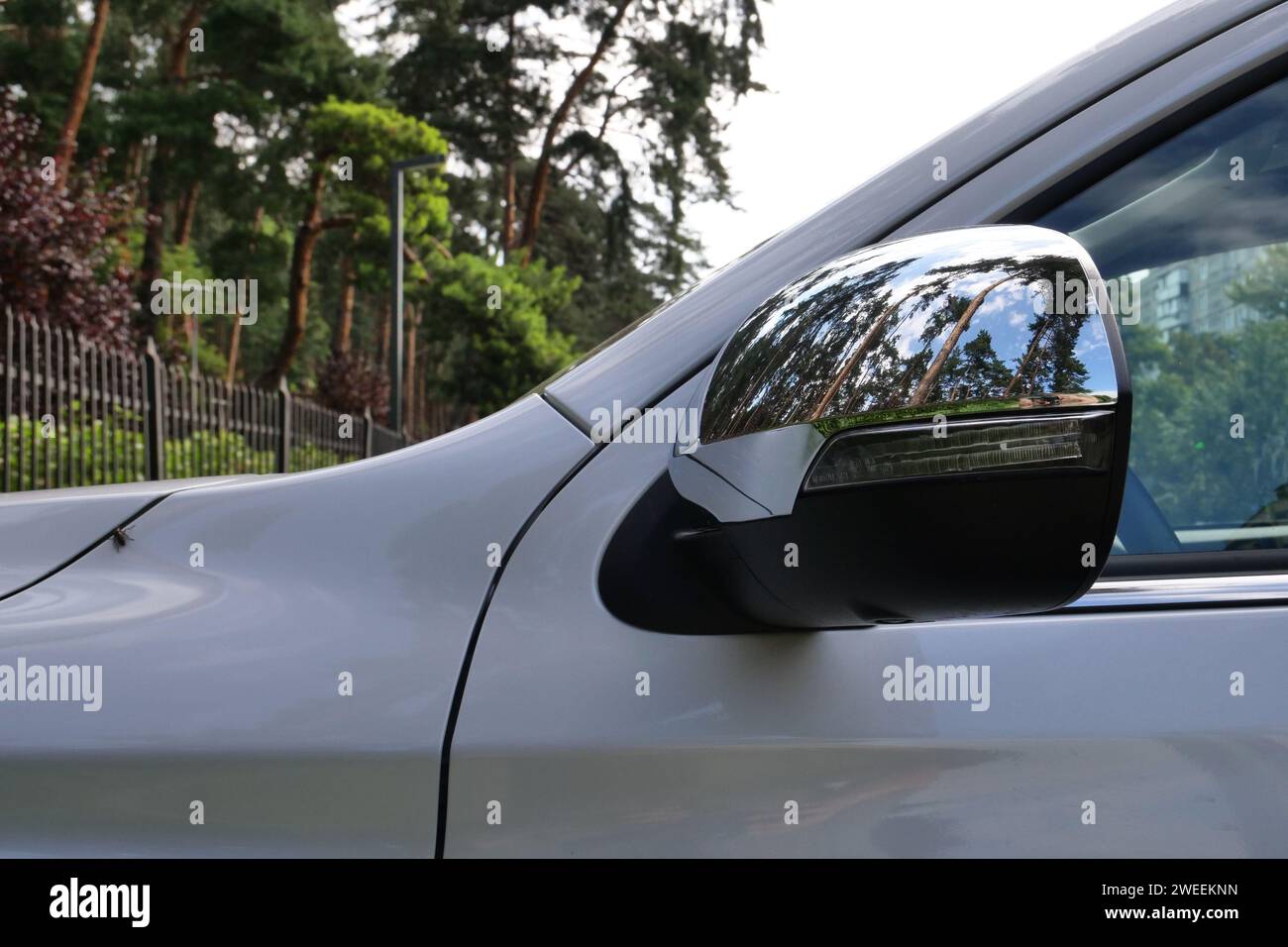Shiny car hi-res stock photography and images - Alamy