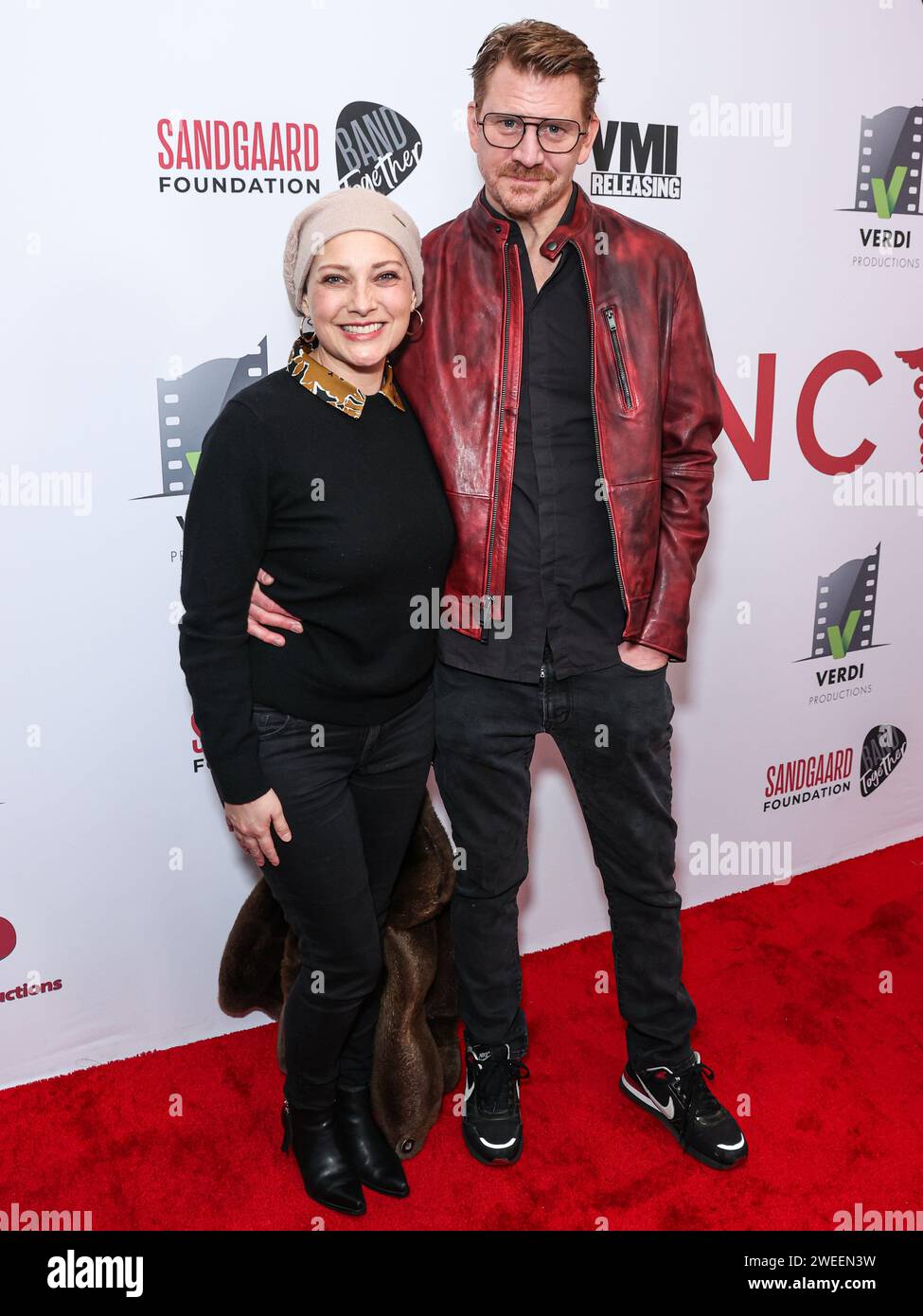 HOLLYWOOD, LOS ANGELES, CALIFORNIA, USA - JANUARY 24: Valeria Mason and ...