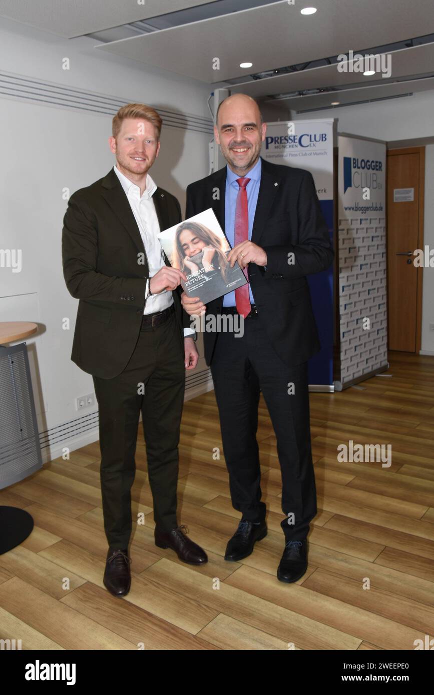 Florian Schoerghuber, Co-CEO, Schoerghuber Gruppe Bernhard Taubenberger, Studienleiter und Chief ...