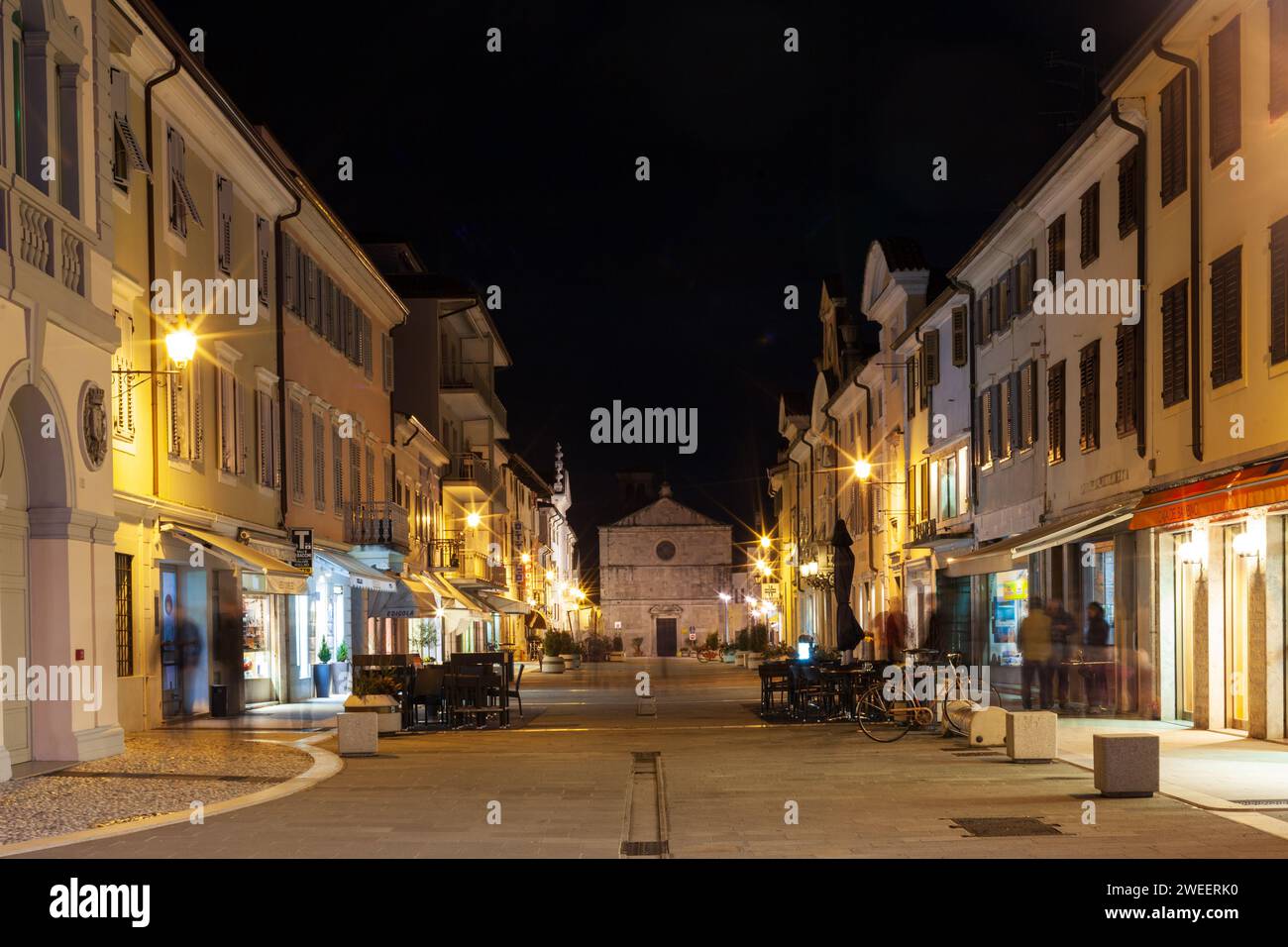 Plaza addolorata hi-res stock photography and images - Alamy
