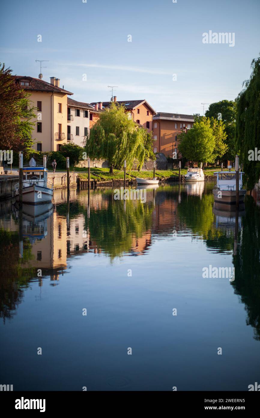 Ausa hi-res stock photography and images - Alamy