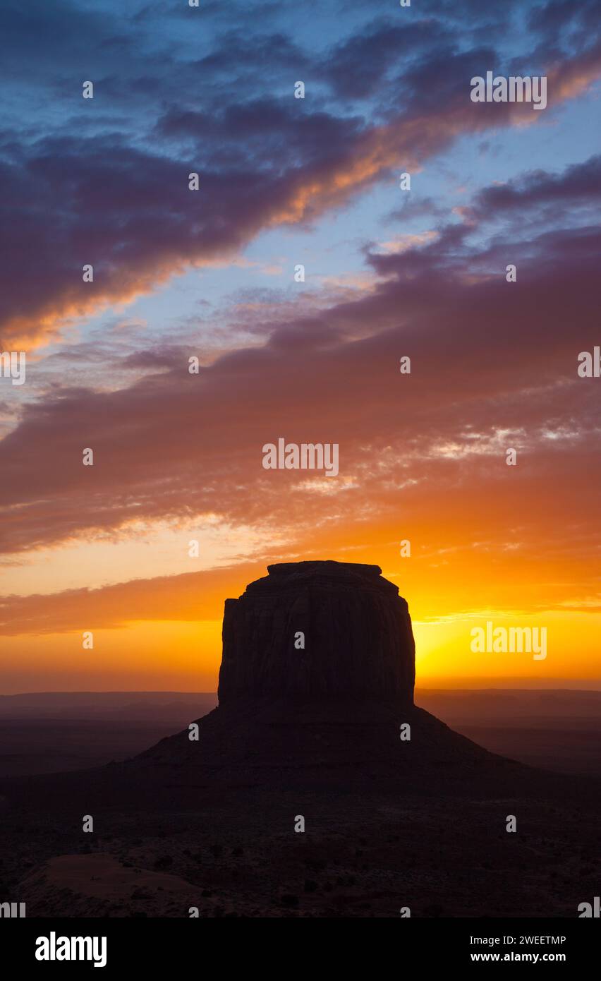 Colorful sunrise over Merrick Butte at dawn in the Monument Valley ...