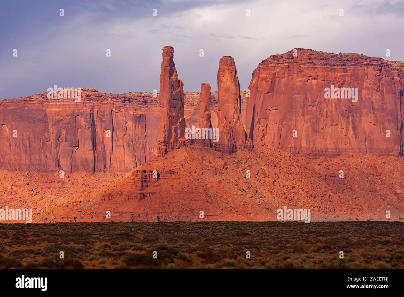 The Three Sisters, sandstone monoliths at the edge of Mitchell Mesa in ...