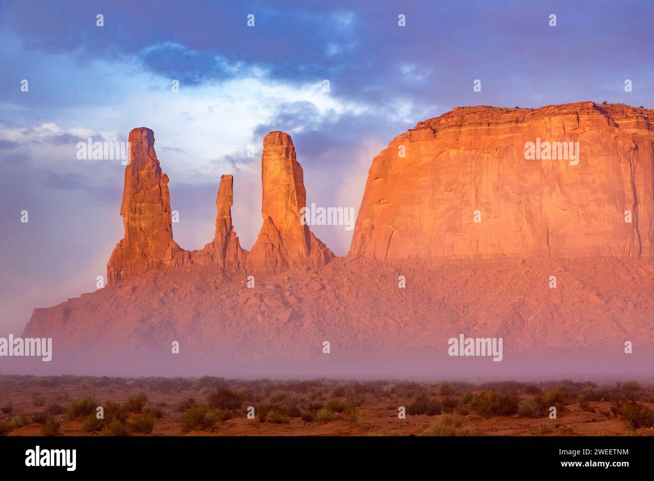 The Three Sisters, sandstone monoliths at the edge of Mitchell Mesa in ...
