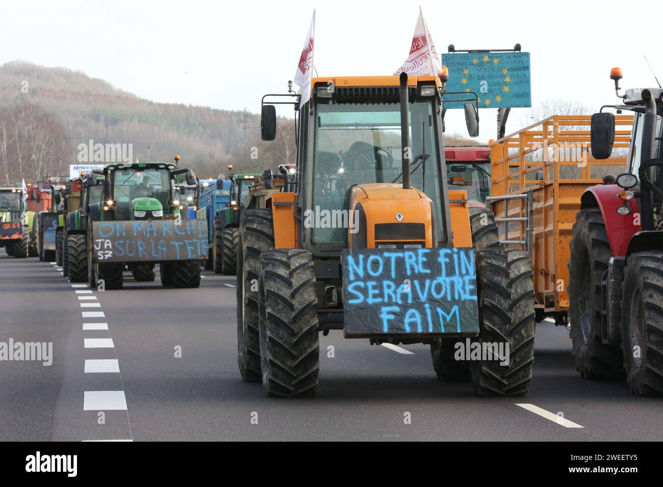 Autoroutes autoroutes hi-res stock photography and images - Alamy