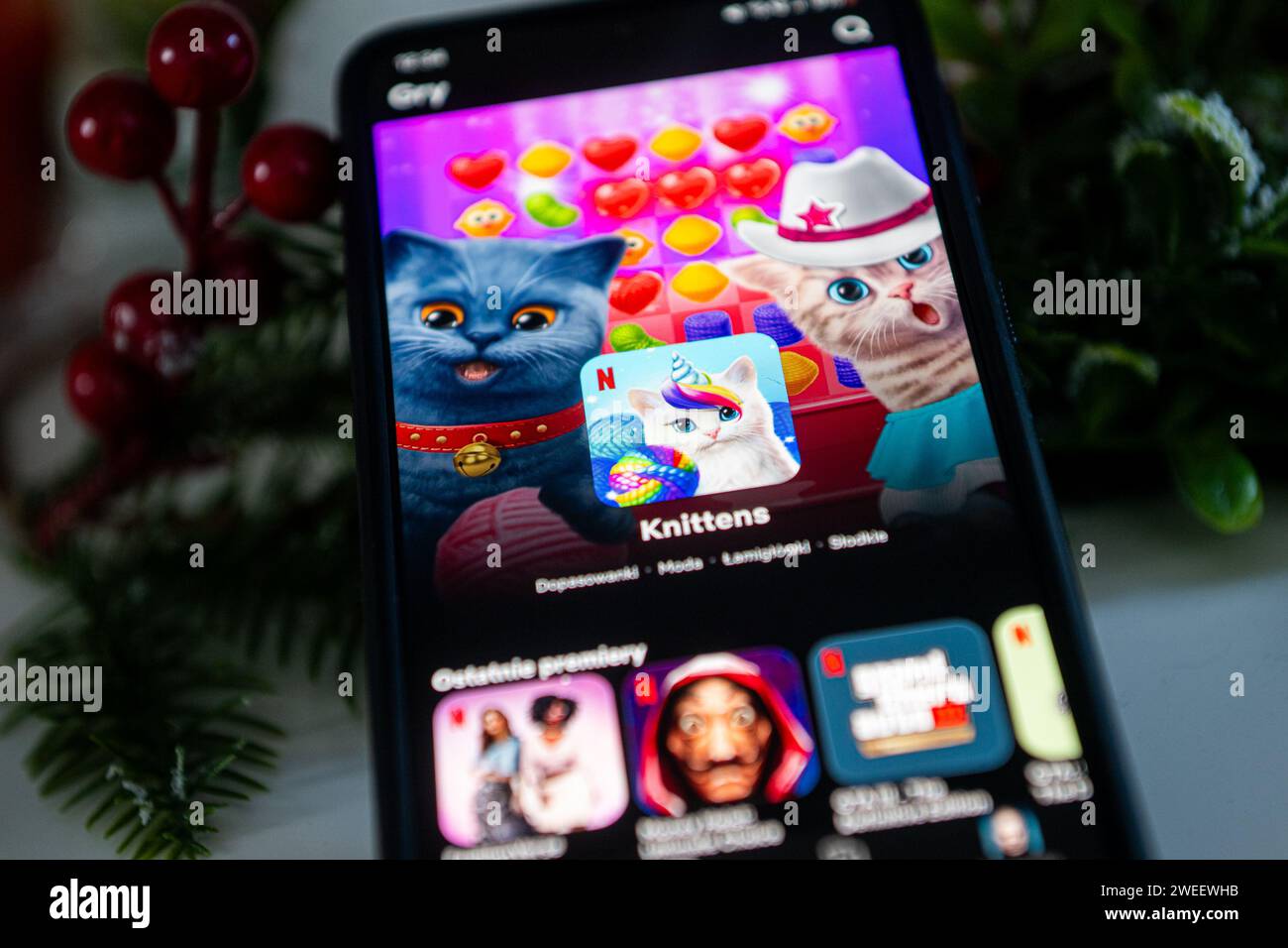 Netflix games kittens hi-res stock photography and images - Alamy