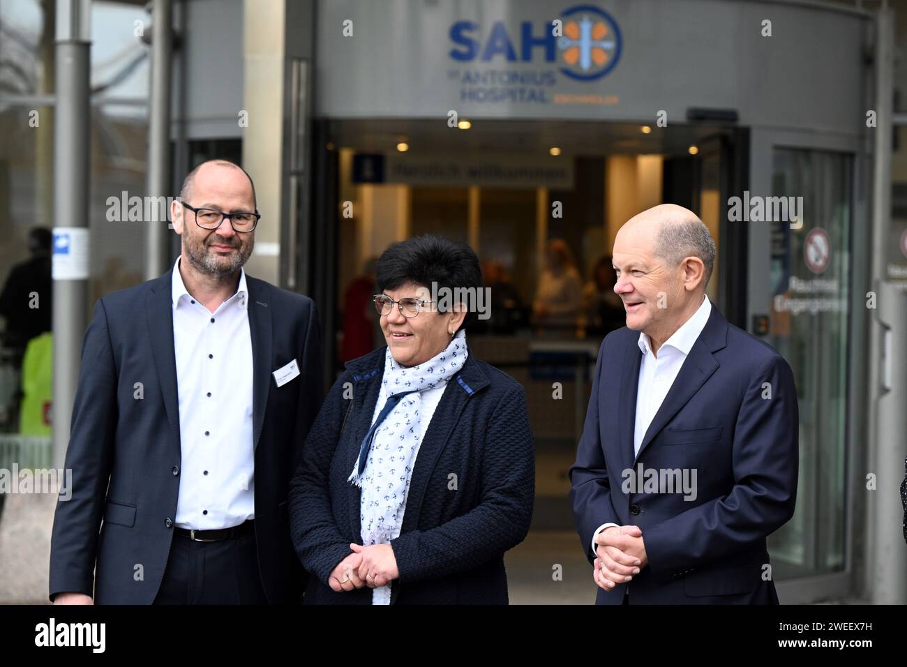 25 January 2024, North Rhine-Westphalia, Eschweiler: Federal Chancellor ...