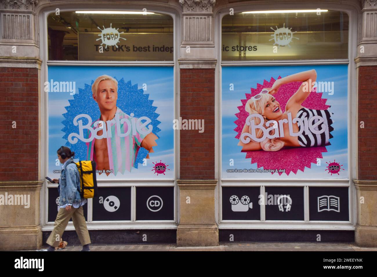 Panneau d'affichage barbie Banque de photographies et d’images à haute ...