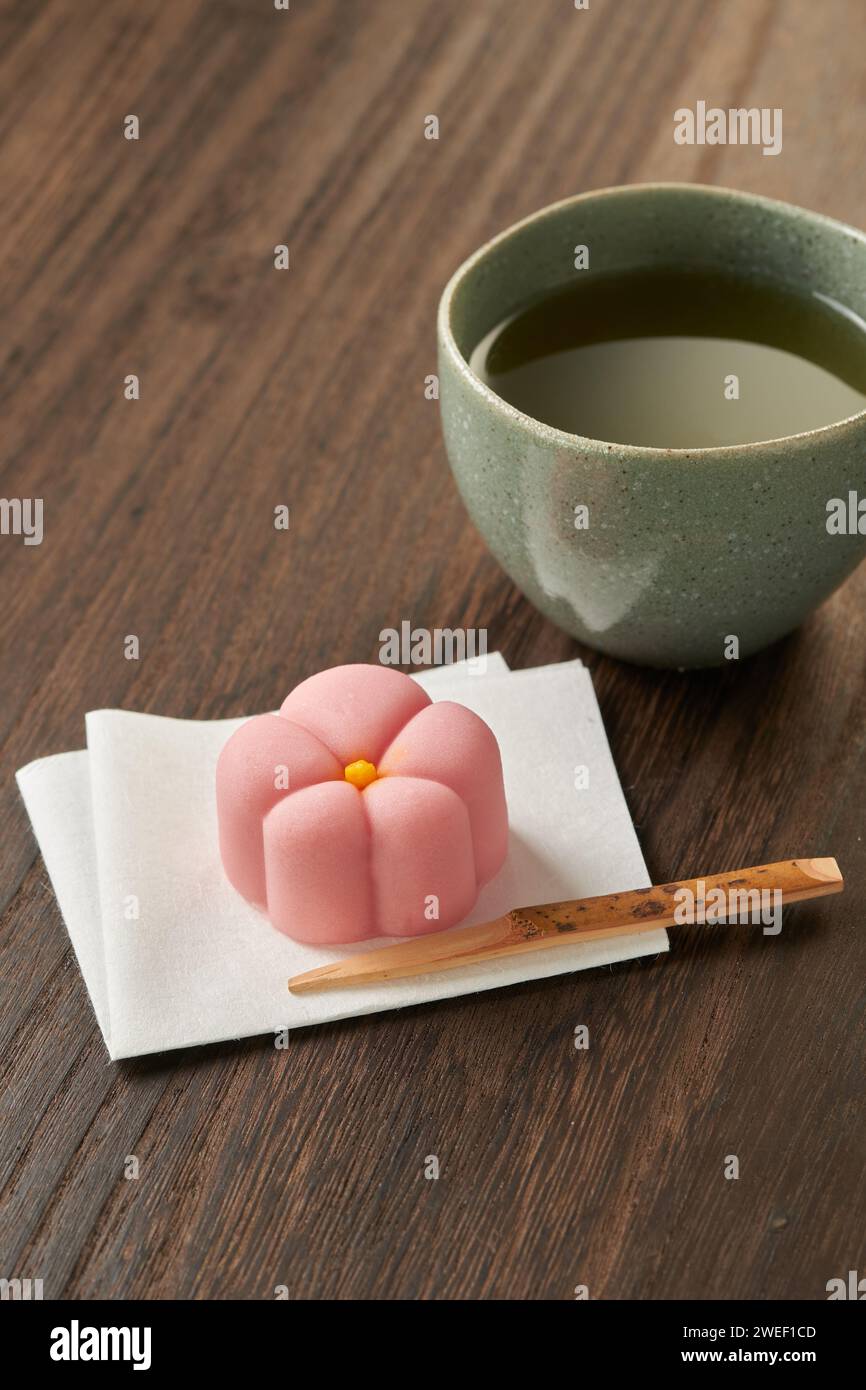 Image of traditional Japanese sweets Stock Photo - Alamy