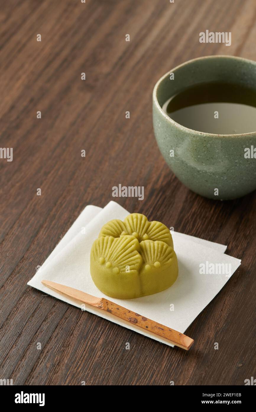 Image of traditional Japanese sweets Stock Photo - Alamy